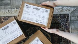 UPS Tracking Number Example Per Shipping Option - threaller